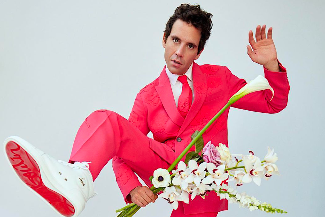 Chi è Mika: origini, biografia, carriera e quante lingue parla - Influenxer