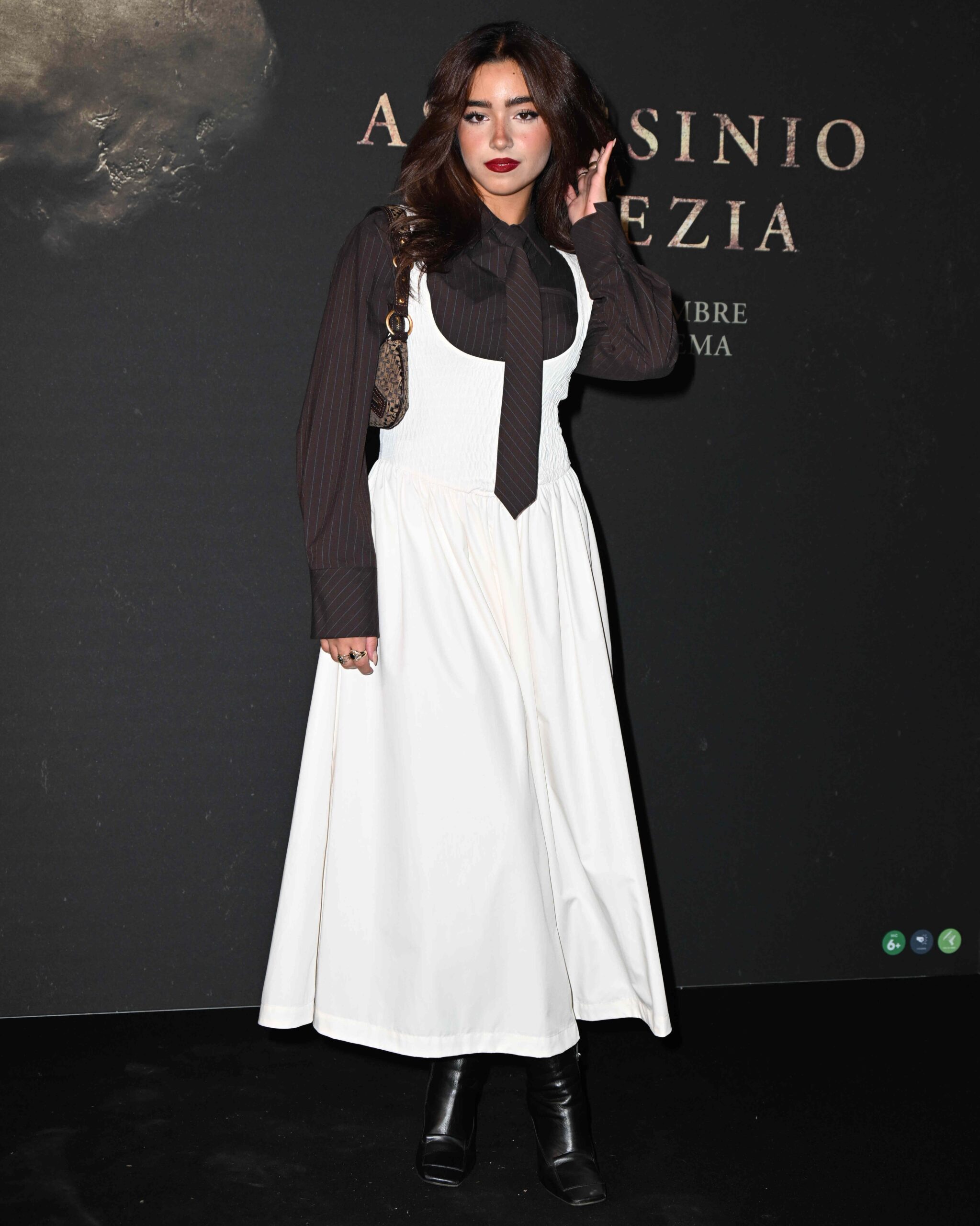 Yasmin Barbieri, età e carriera della TikToker emergente - Influenxer